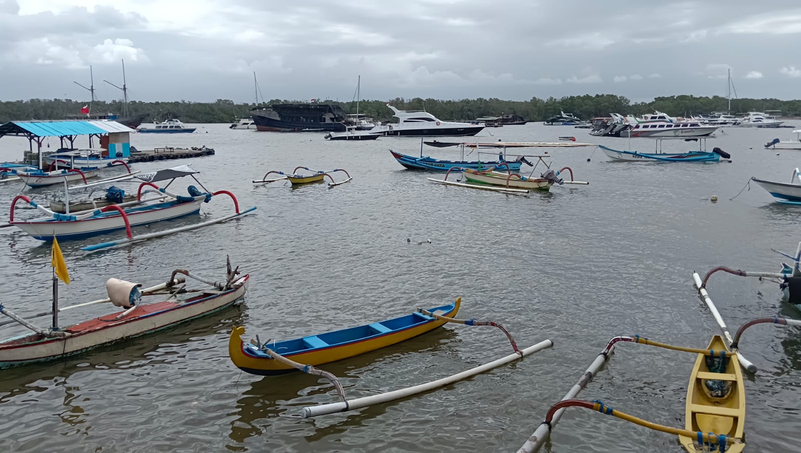 Klarifikasi!!! Prajuru Desa Adat Serangan, Wayan Patut Tolak Proyek LNG ...