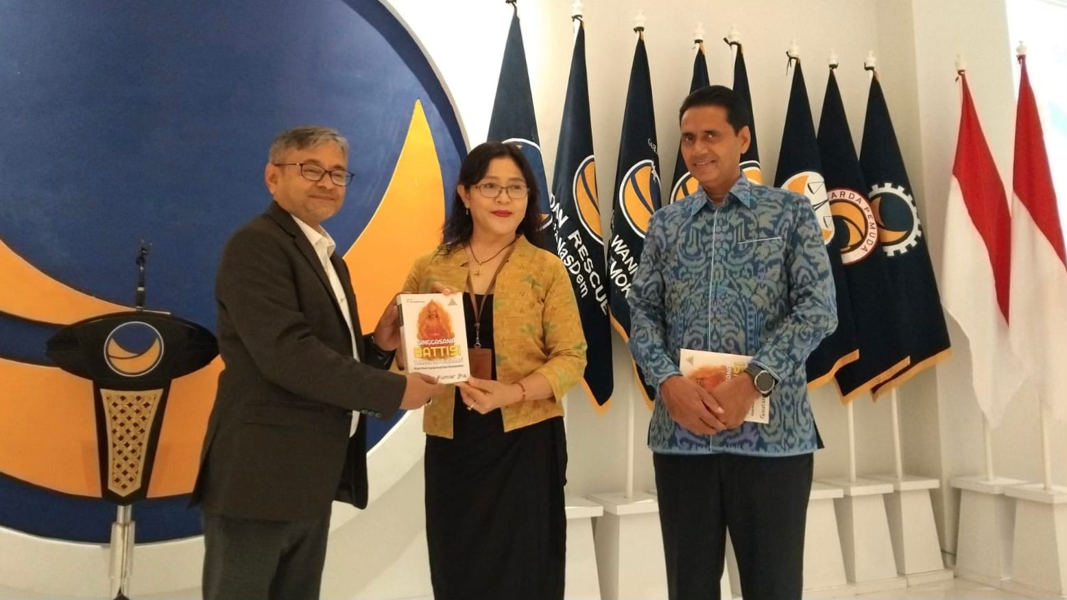 Prof. Dewi Yulianti Apresiasi Bedah Buku Singgasana Battisi Berisi ...
